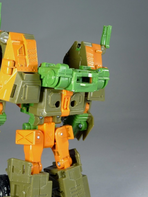 トランスフォーマー UNIVERSE ロードバスター(ROADBUSTER トランスフォーマー UNIVERSE ロードバスター(ROADBUSTER